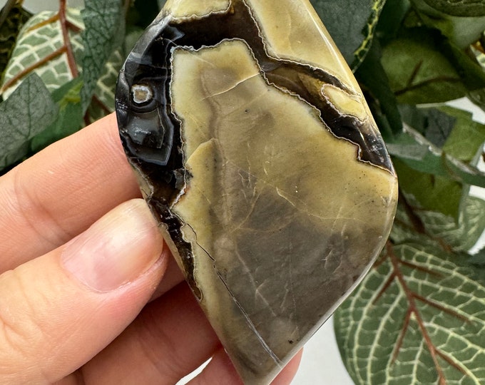 UV Reactive Volcano Agate Stone, Raw Volcano Agate Crystal, Volcano ...