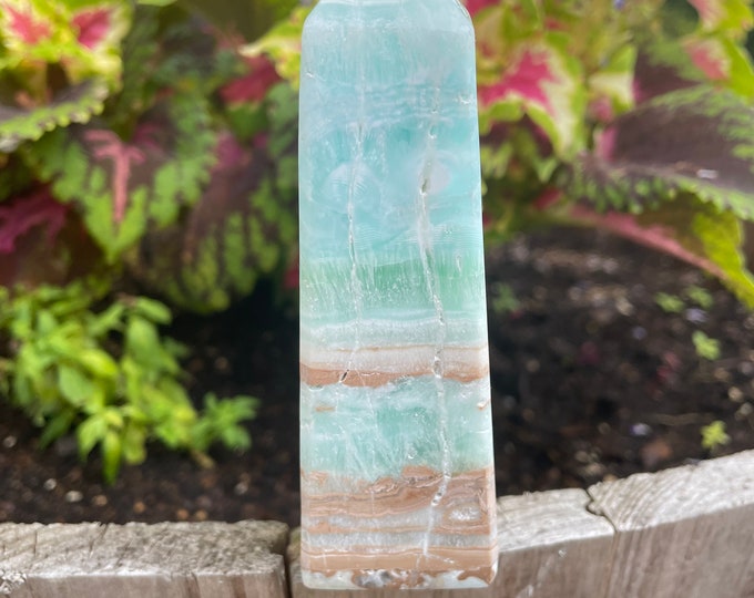 Caribbean Calcite Crystal Tower, Caribbean Calcite Crystal Point ...