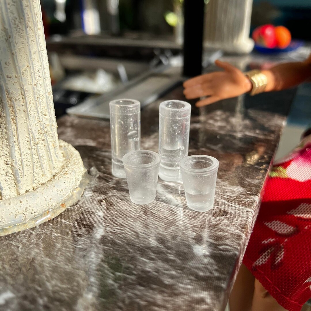 1:6 Scale Handmade Resin Shot Glass Set for Dioramas and Crafts - Etsy