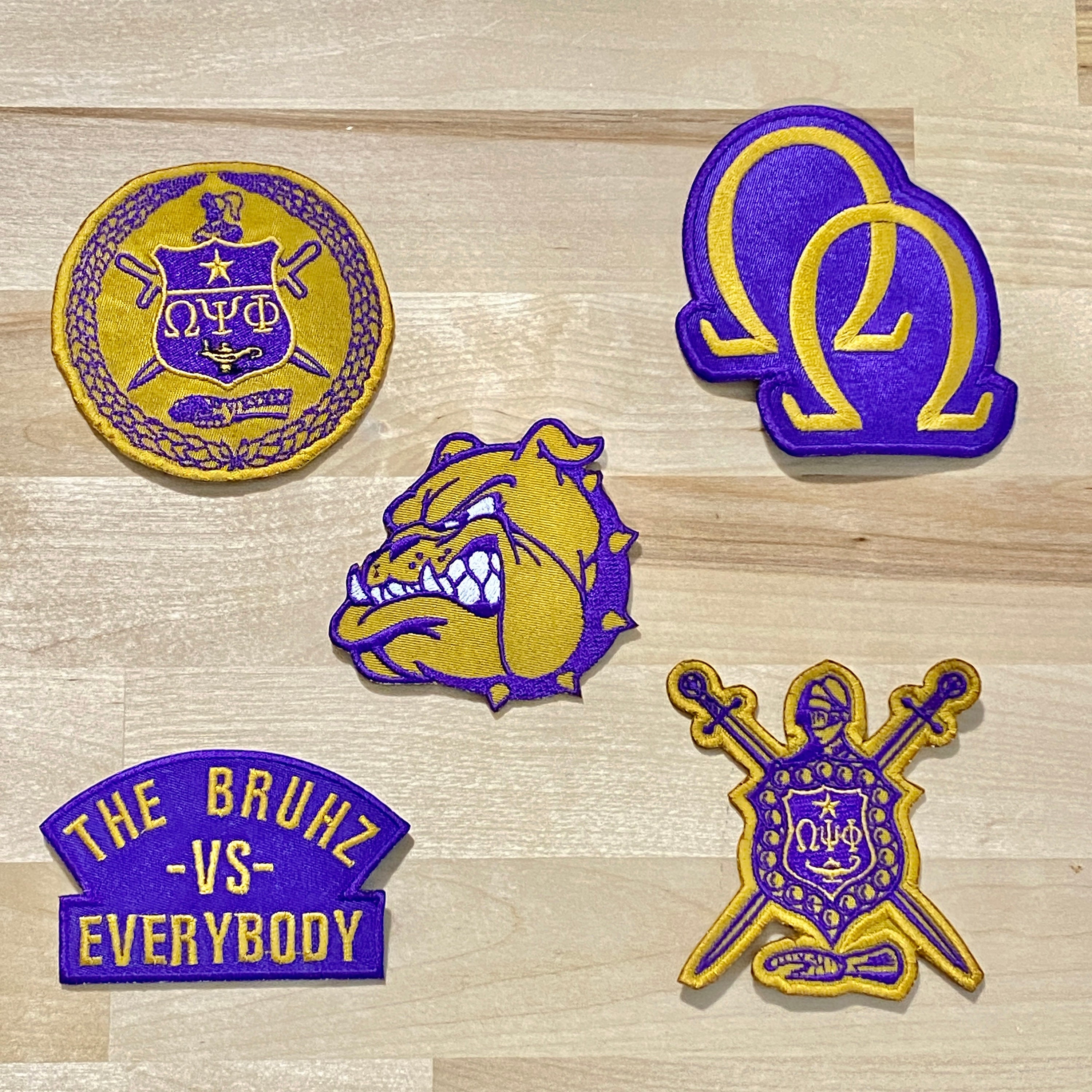 Q Dog Logo