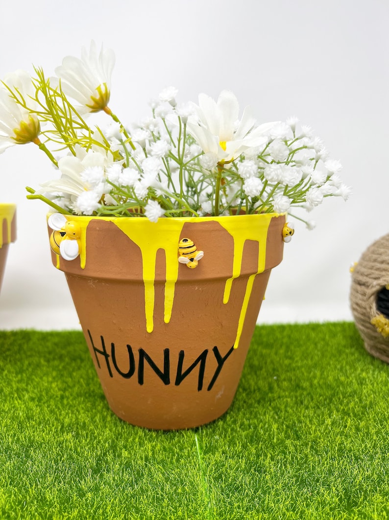 Winnie the Pooh Terracotta Hunny Pots Centerpieces , Honey Pot Party ...
