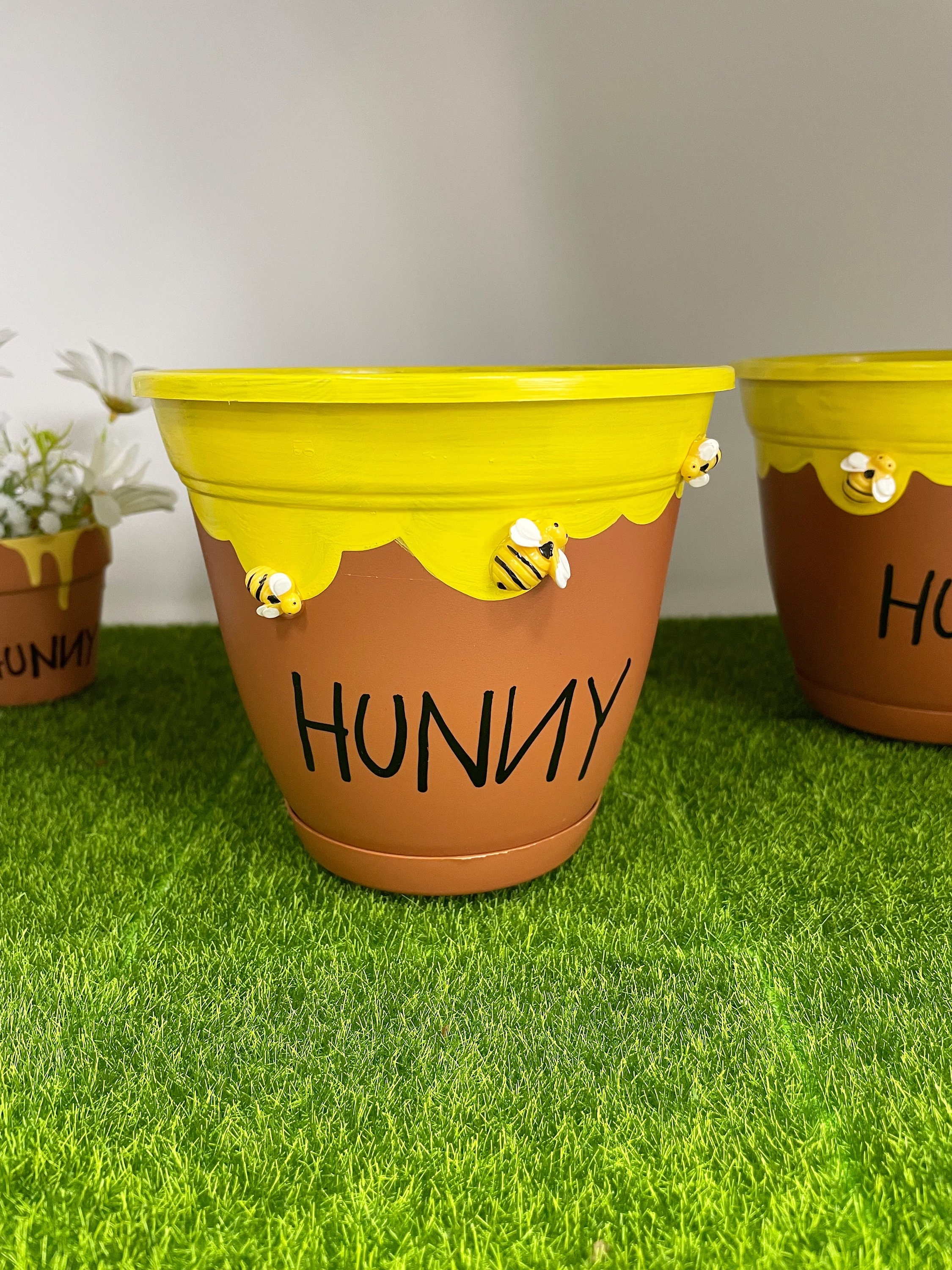 Winnie the Pooh Hunny Pots Centerpieces , Plastic Winnie the Pooh Honey ...