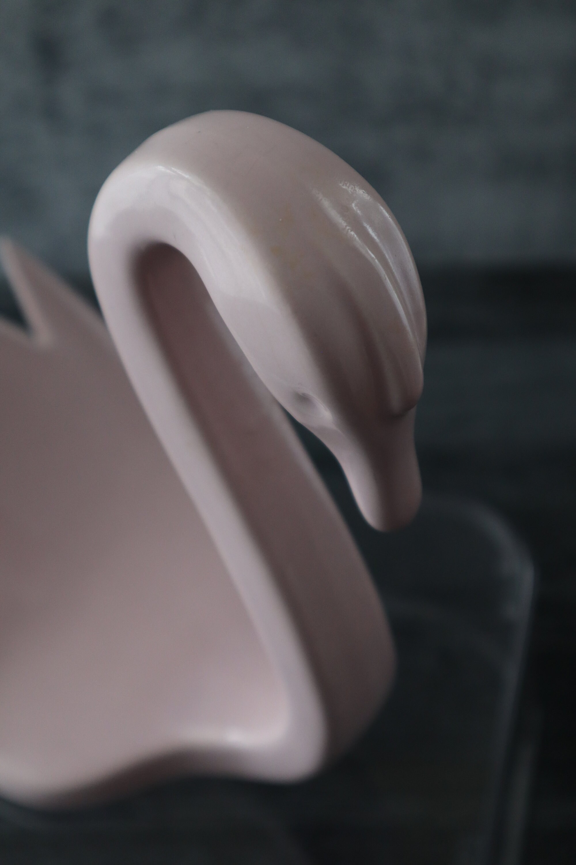 Vintage Pastel Pink Ceramic Swan Hand Towel Holder Bathroom Nursery ...