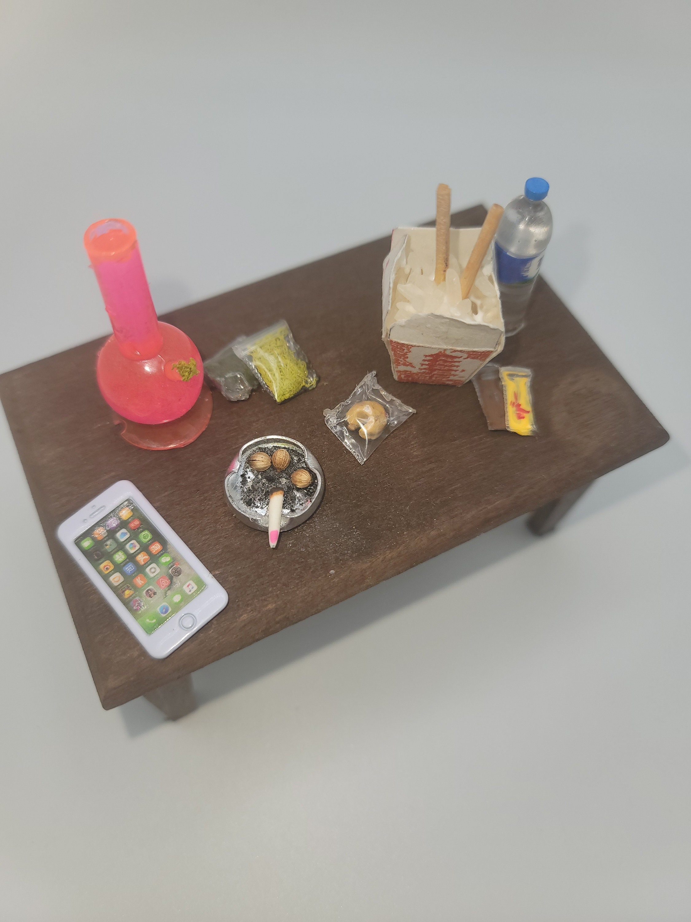 420 Stoner Dollhouse Coffee Table Miniature Fake Weed Rolling Table ...