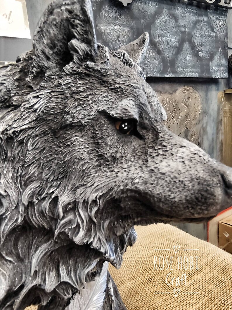 Wolf Bust Statue, White and Gray Wolf Sculpture, Animal Statue, Gift ...