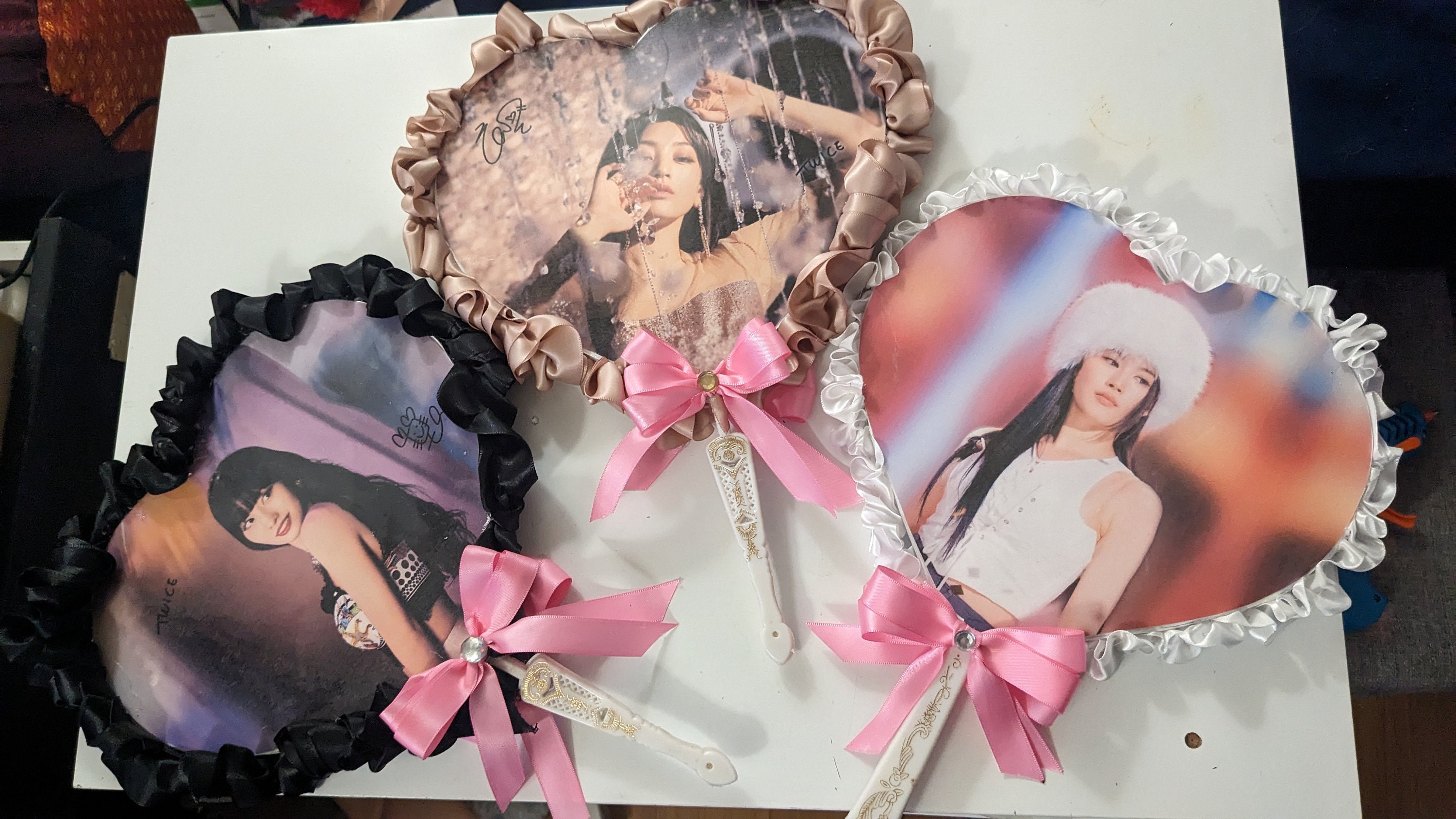 Twice Momo Photo KPOP Picket / Fan With Ruffles - Etsy
