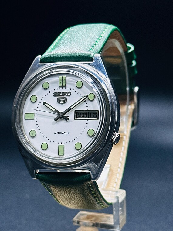 Rare Vintage Seiko 5 Automatic White Dial, Old Silver… - Gem
