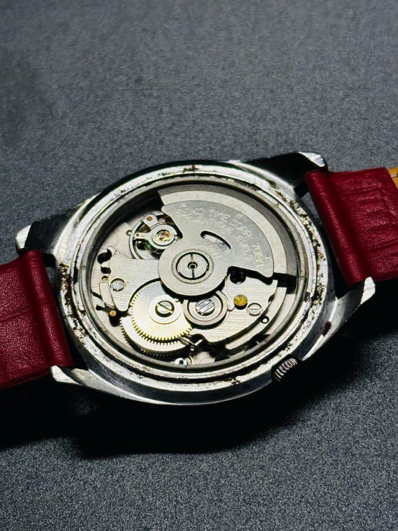 Vintage Seiko 5 Automatic White Racer Dial SilverCase… - Gem