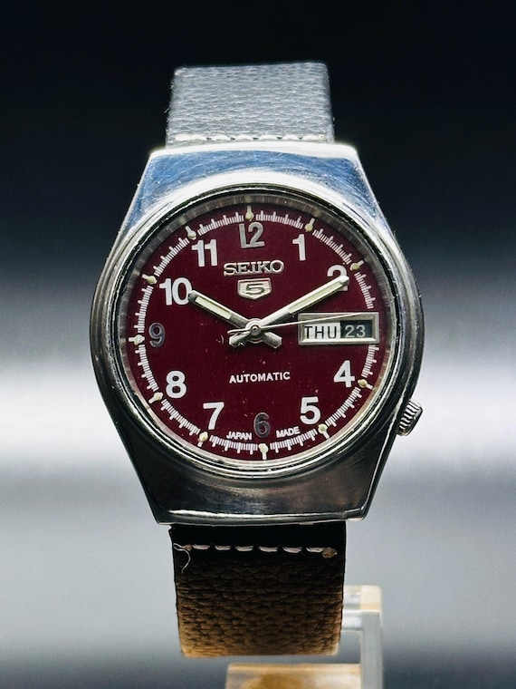Vintage Seiko 5 Automatic Cherry Red Dial Silver Case… - Gem