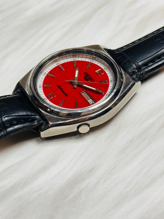 Vintage Seiko 5 Automatic Watch: Red Dial, Stainless … - Gem