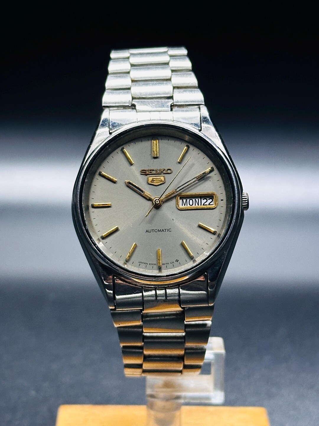 Rare Vintage Seiko 5 Automatic Silver Dial Silver Case Day/date Caliber No.6309 Wrist Watch ...