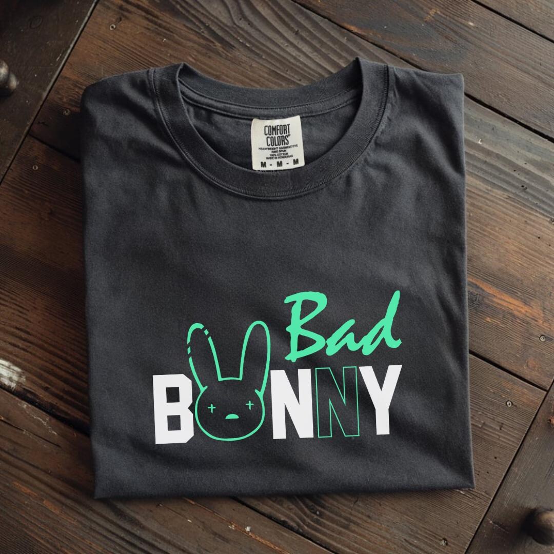 Comfort Colors B Bunny T-shirt, Unisex Streetwear Tee - Etsy