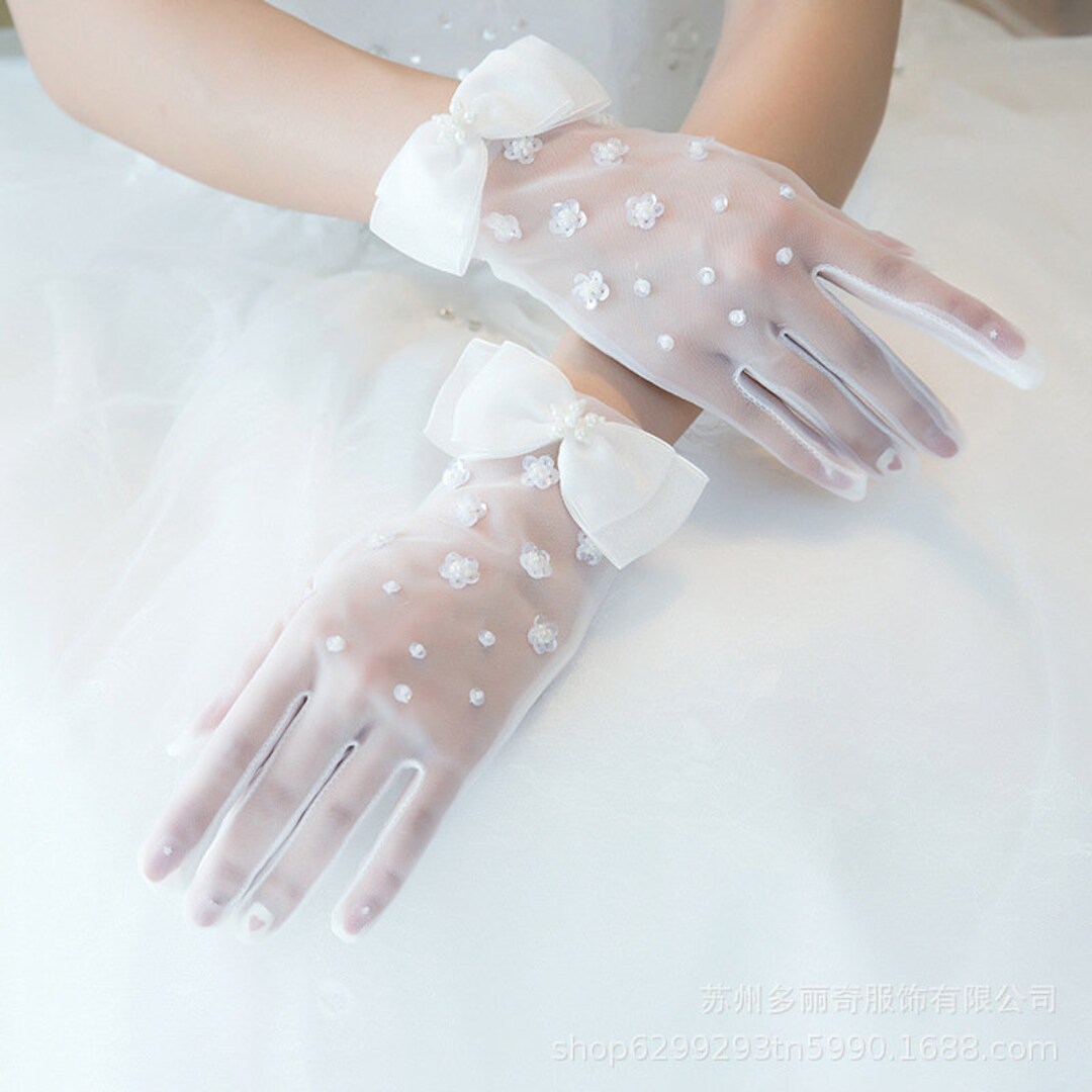 Wedding Gloves, Short Tulle Gloves, Floral Wedding Gloves, Bridesmaid ...