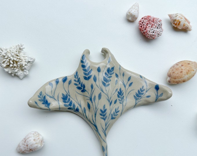 Manta Ray Ceramic Sculpture. Unique Handmade and Hand Painted Ocean ...