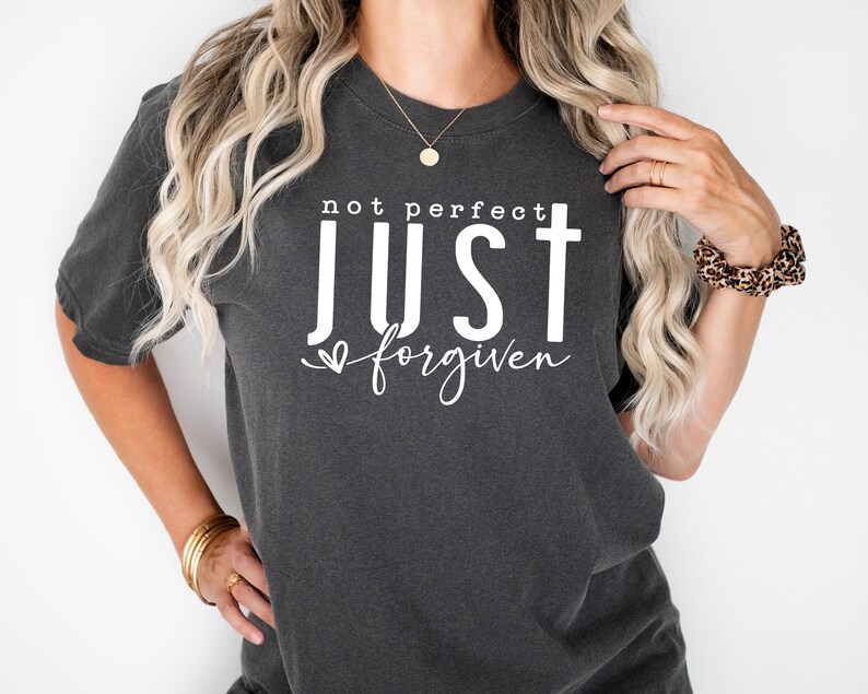 No es perfecto, solo perdonado SVG PNG PDF, Trendy Christian Svg ...