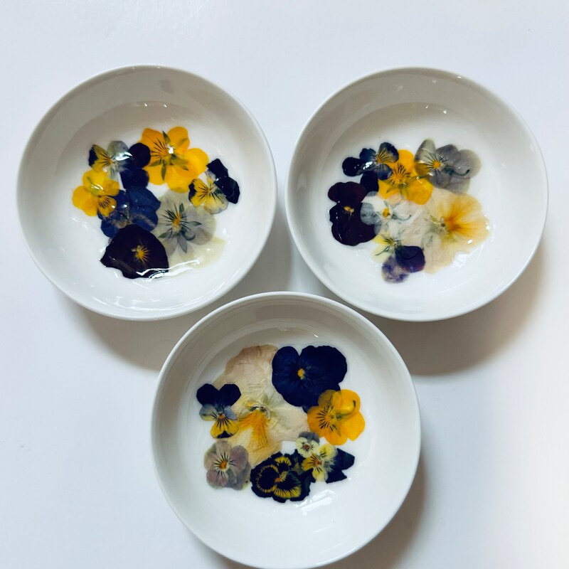 Pansy Flower Ring - Etsy