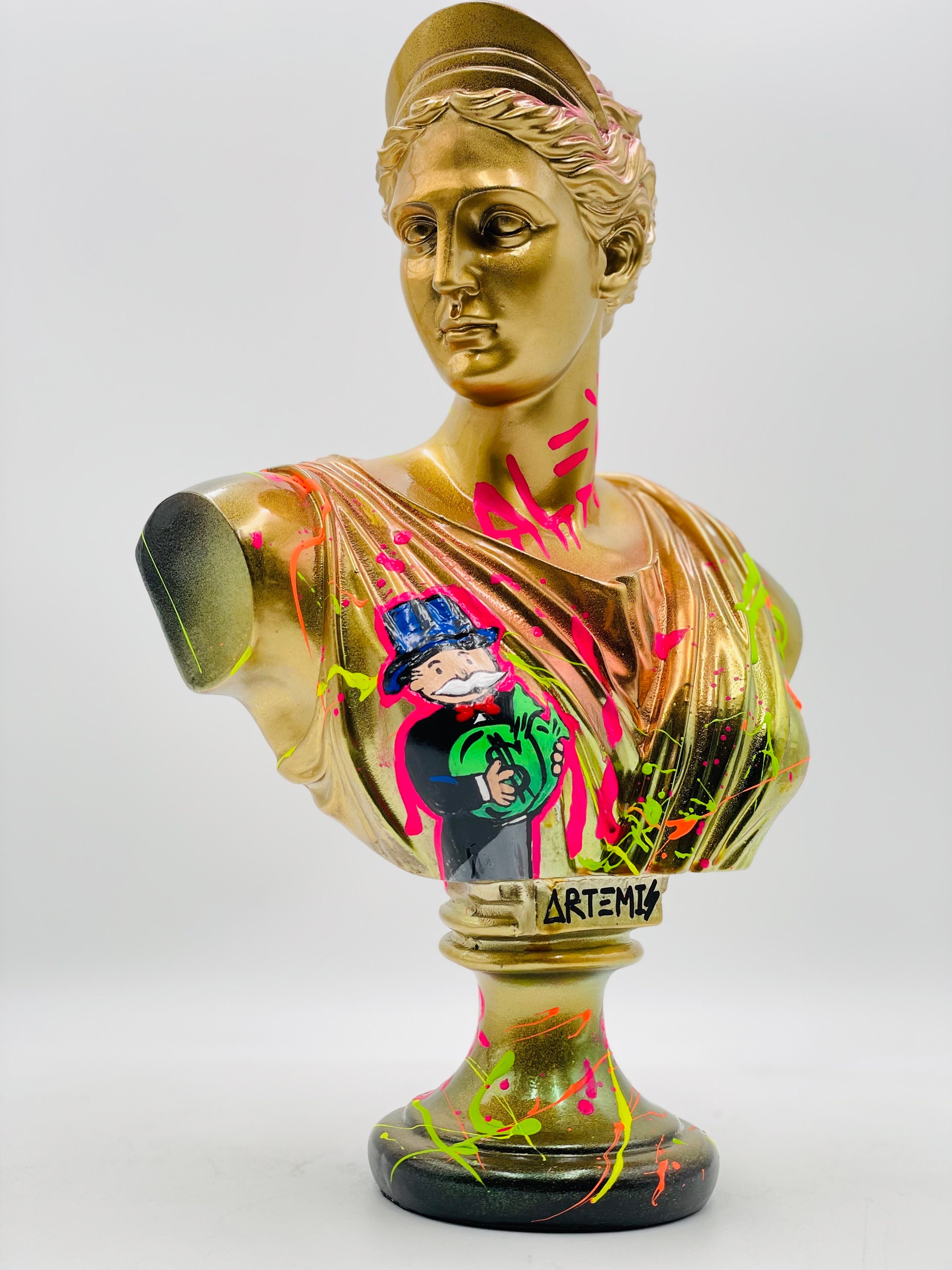 Alec Monopoly Design Artemis Street Art Statue, Chrome Plated Pop Art ...