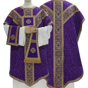 St. Philip Neri Chasuble With Stole, Maniple, Burse and Chalice Veil ...