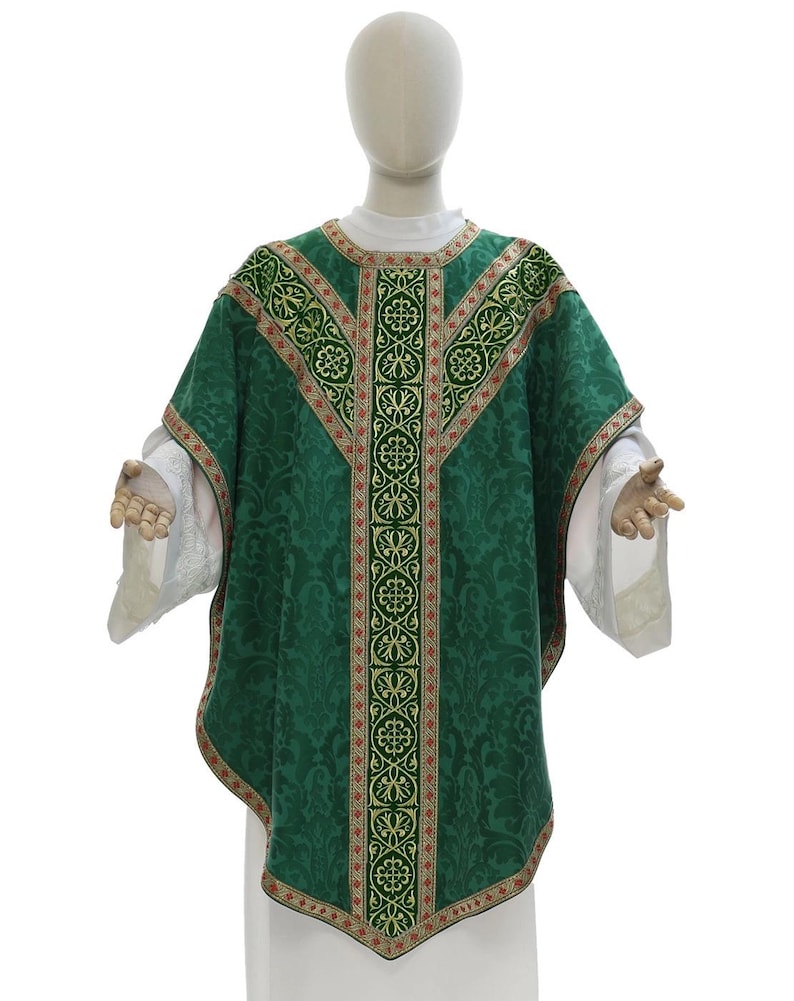 Pugin Chasuble With Stole, Maniple, Burse and Chalice Veil Vestment ...
