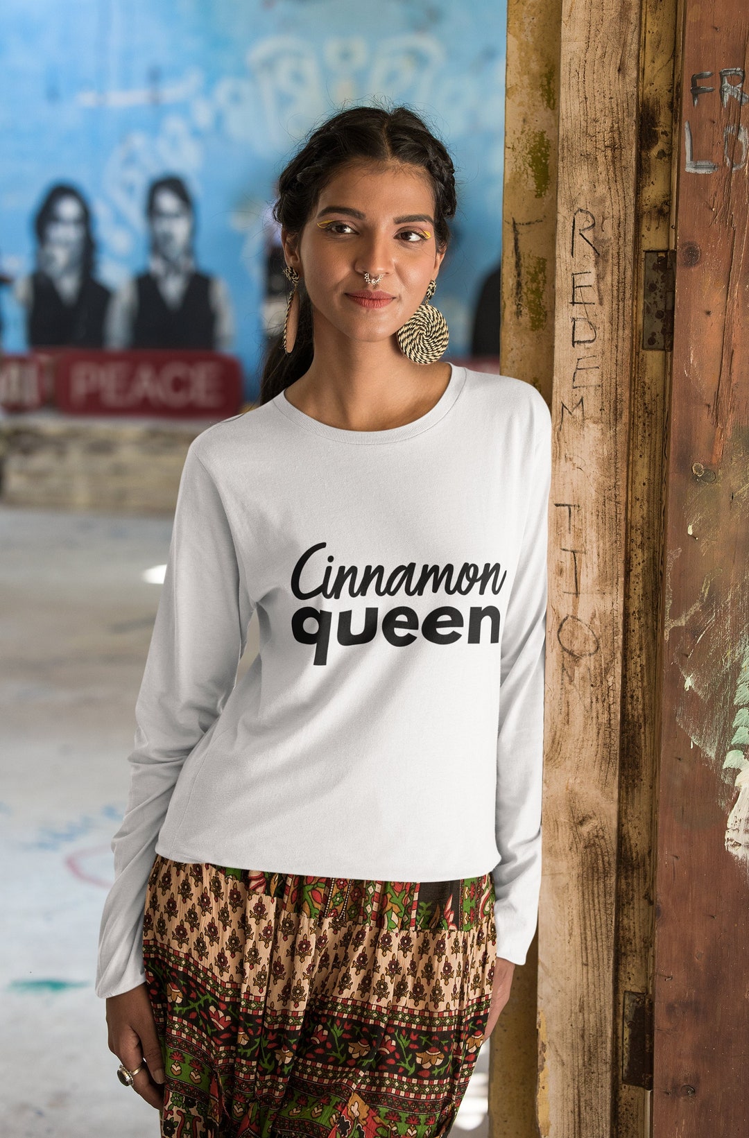 Cinnamon Queen SVG & PNG Set - Etsy