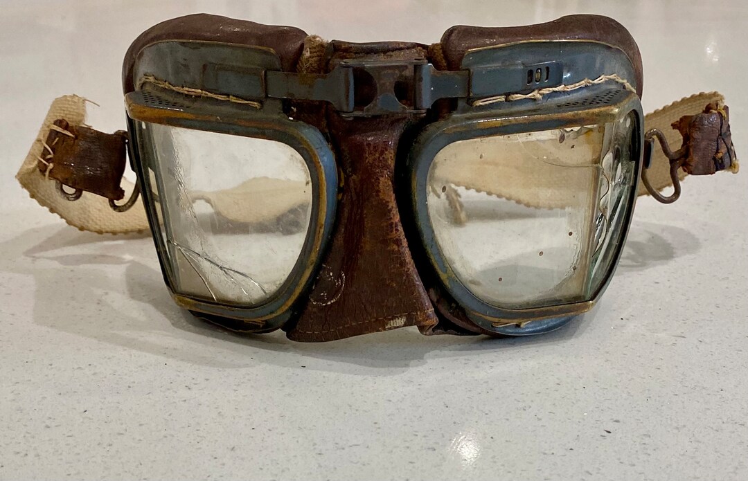Original Post WW2 British 1950s British Motoring / Motorcycle Goggles ...