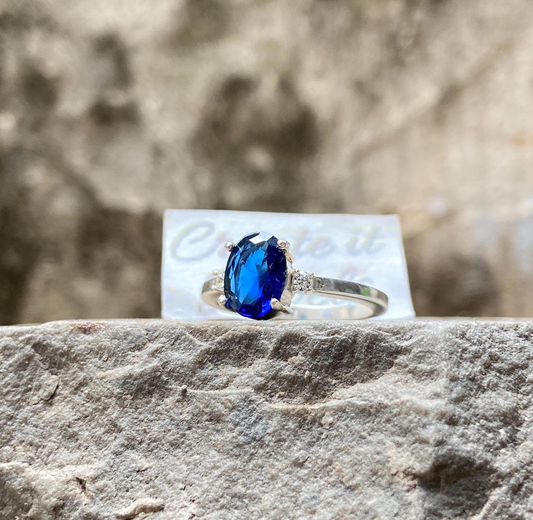 Blue Sapphire Oval Ring, Dainty Everyday Gemstone Ring, Simple Sapphire ...