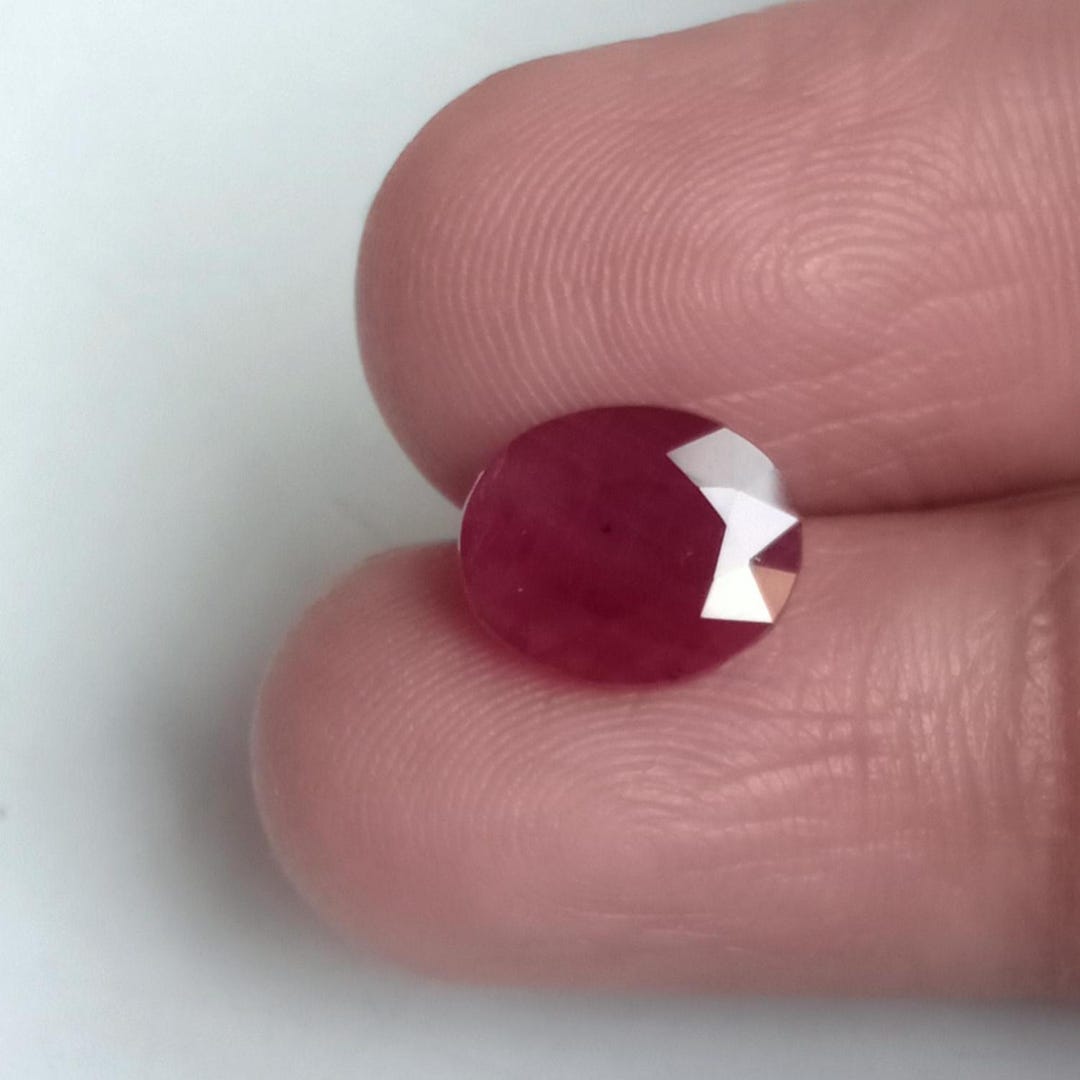 African Red Ruby Gemstone | 3.77 Carat, Unheated Oval Ruby - Etsy