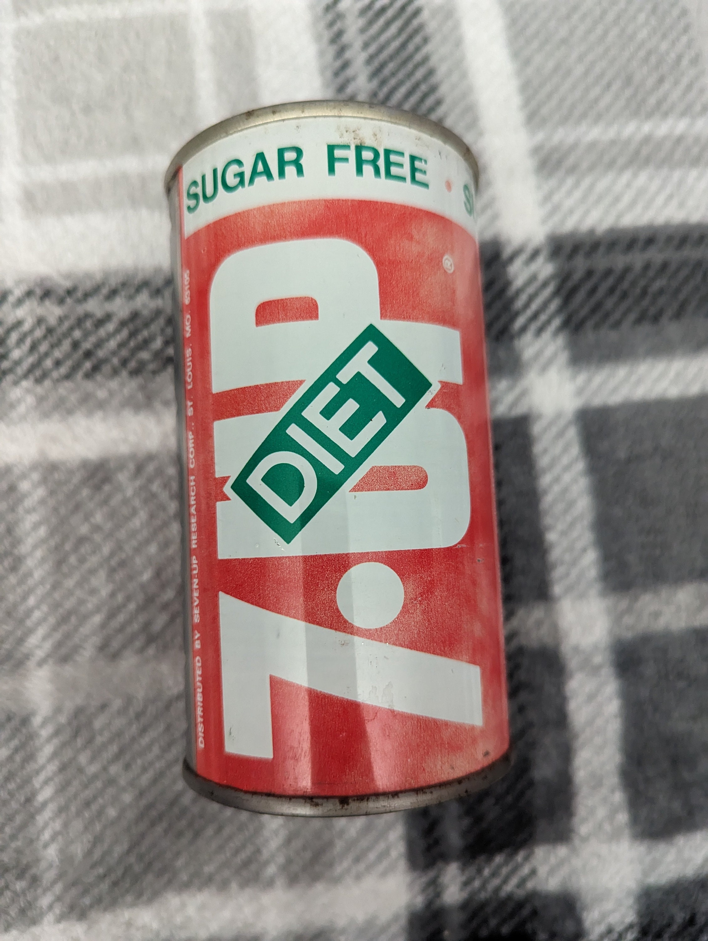 Diet 7up Can