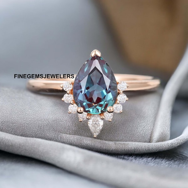 Pear Cut Alexandrite Necklace for Women Color Changing Gemstone Pendant ...