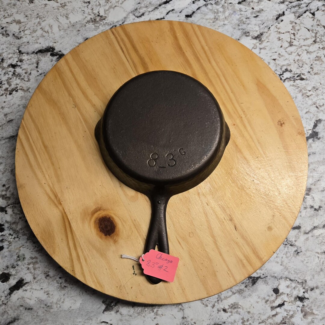 Vintage Chicago Hardware Foundry Cast Iron Skillet, Reseasoned - Etsy