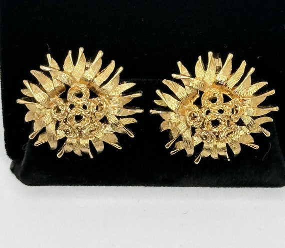 Vintage Monet Signed Gold Tone Paddle Back Earrings C… - Gem