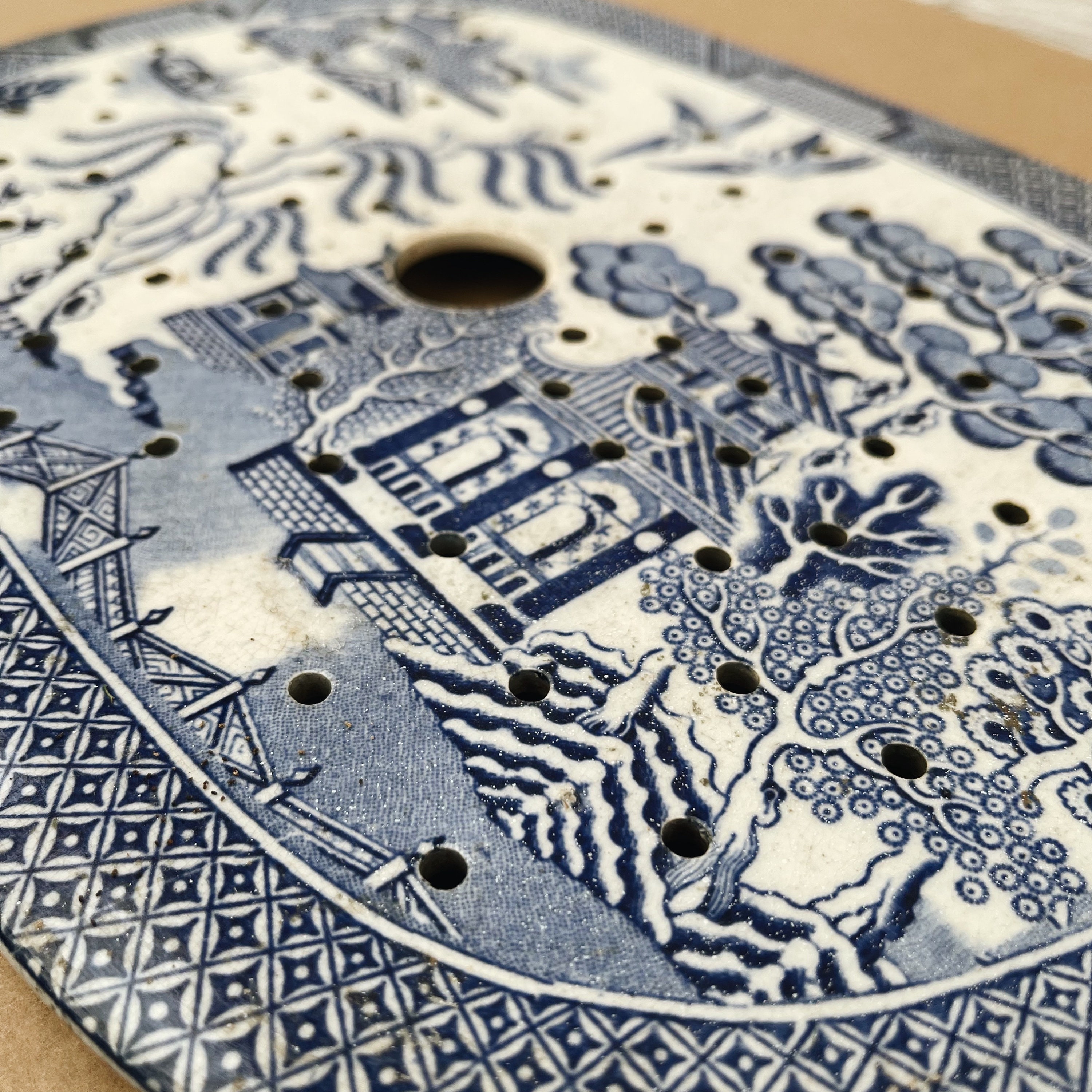 Antique Willow Pattern Meat Drainer - 1850s Blue and White English ...