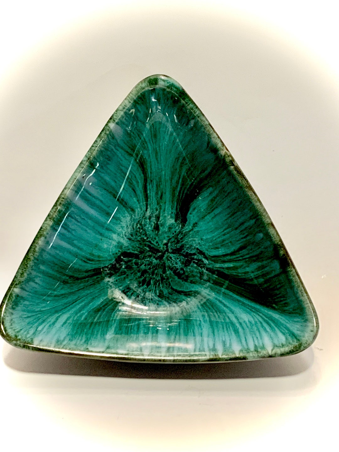 Classic Blue Mountian Pottery Triangle Candy or Nut Dish in Green Glaze ...