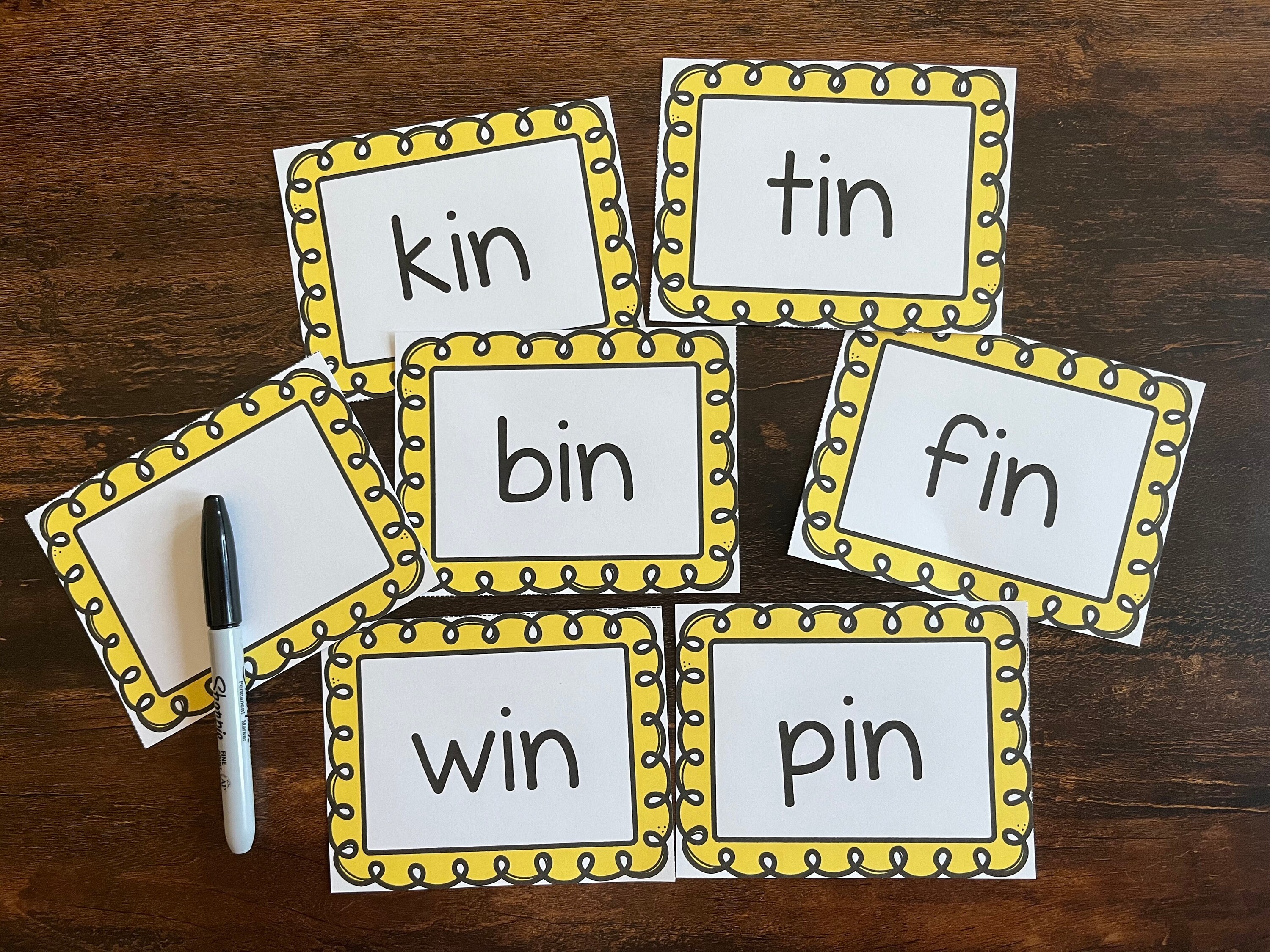 Word Family Write the Room: Short I CVC Words - Etsy