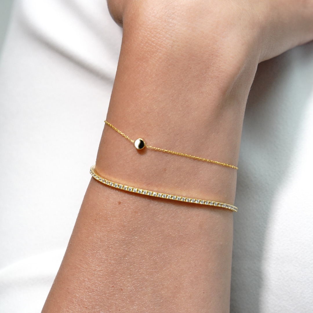 Yin Yang Bracelet in 14 Karat Solid Gold | Dainty Yin Yang Bracelet ...