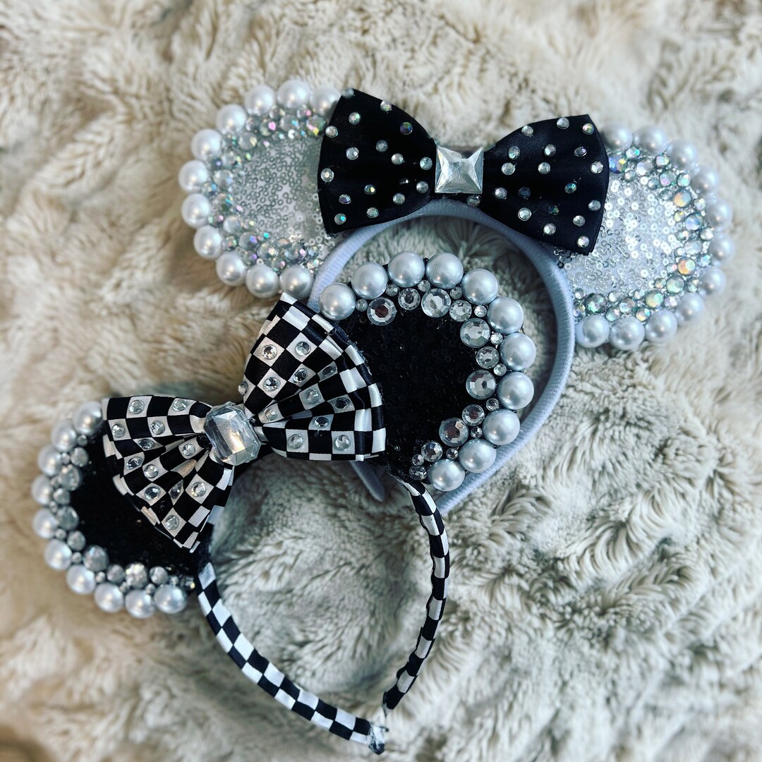 Custom Minnie Mouse Ears - Etsy