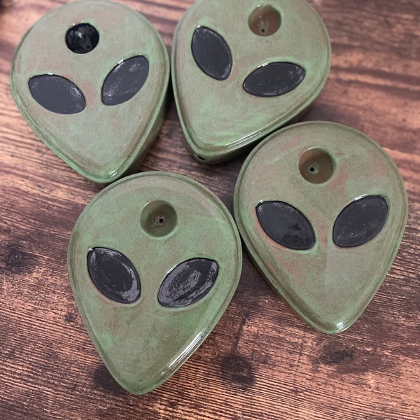 Alien Pipe - Etsy