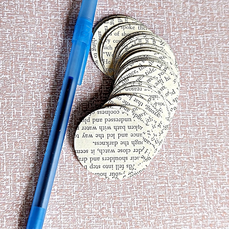 100 Book Page Circles | Vintage Book Circles | Die Cut Circles - Etsy ...
