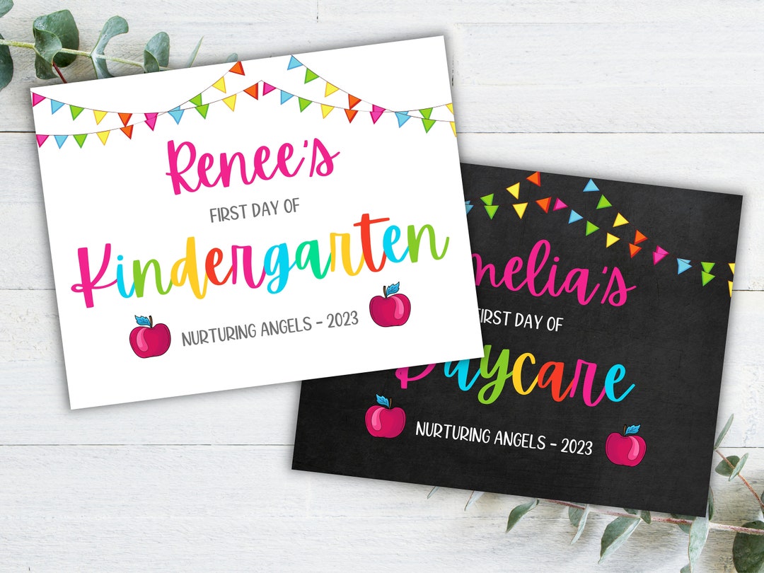 Chalkboard Back to School Sign, First Day of School Apple School Sign I ...