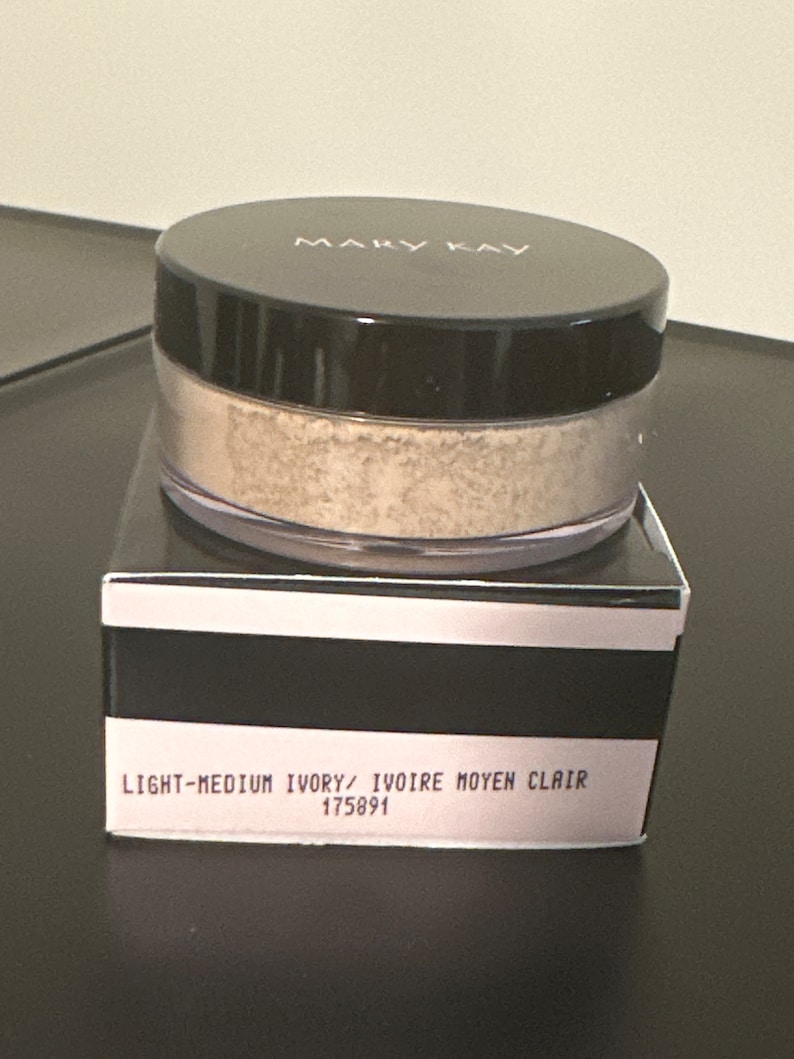 Mary Kay Silky Setting Powder - Etsy