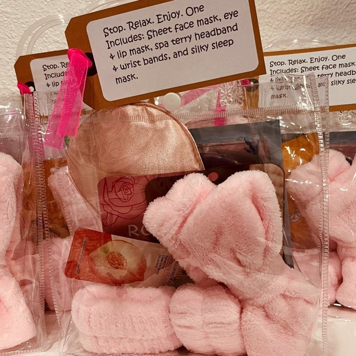 Ultimate Self-care Spa Kit for Women's- Sheet Face Mask, Eye & Lip Mask ...