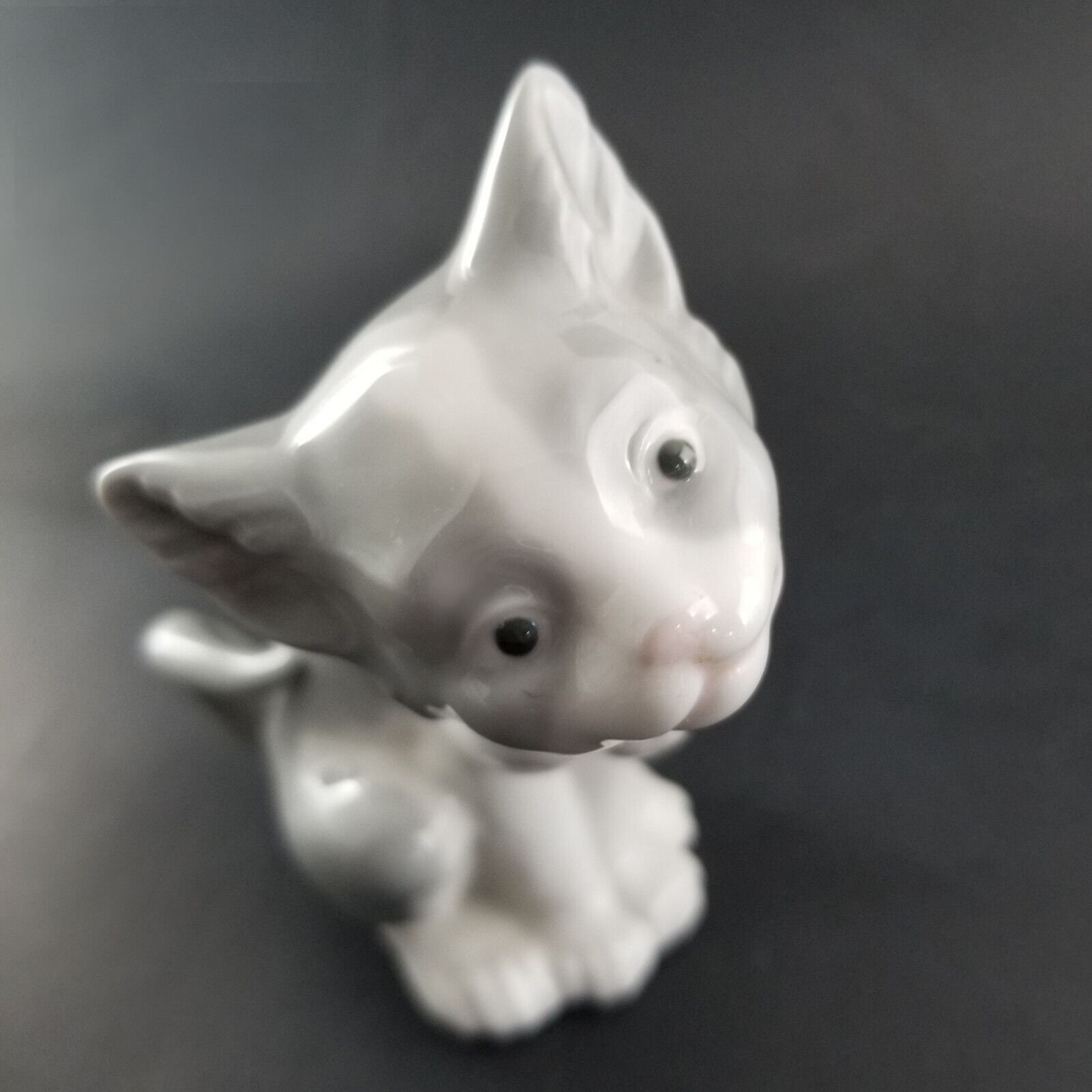 Lladro Cat Kitten Feed Me 5113 Figurine 5.25 Grey White Porcelain 1981 ...