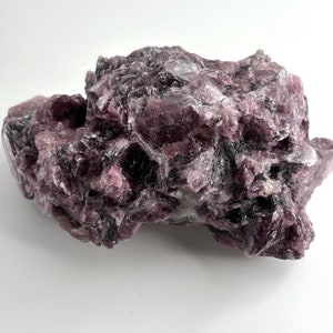 Raw Lepidolite Crystal, Lavender Lepidolite Mica Purple Crystals in ...