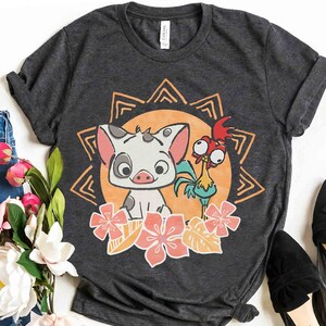 Disney Cute Moana Pua Pig and Hei Hei Floral Portrait Retro Shirt ...
