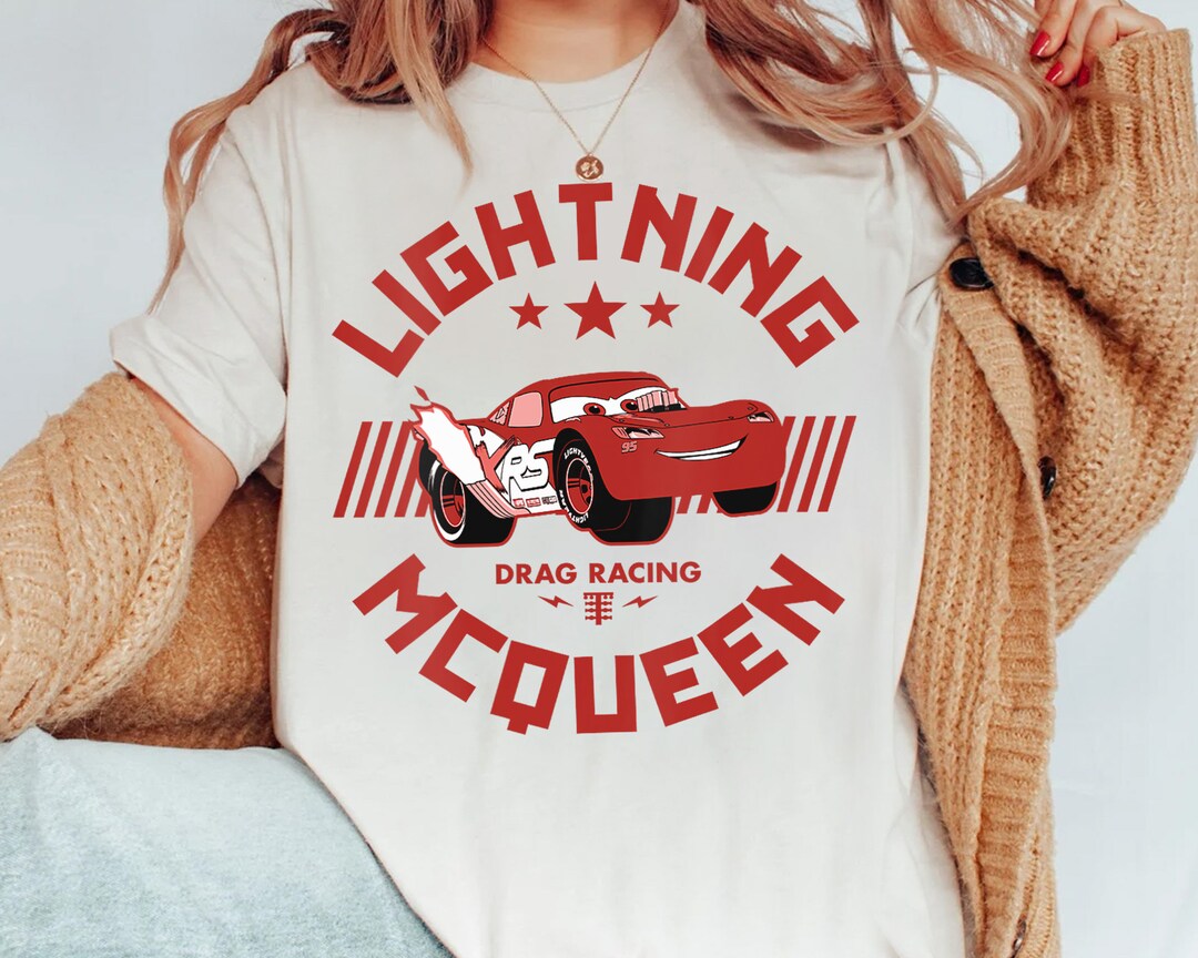 Disney Pixar Cars Lighting Mcqueen Circle Poster T-shirt - Etsy UK