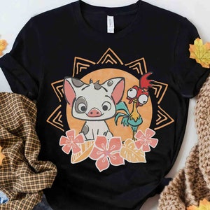 Disney Cute Moana Pua Pig and Hei Hei Floral Portrait Retro Shirt ...