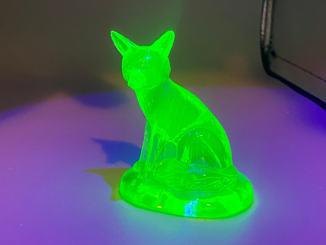 Green Vaseline Glass Uranium Glow Fox Figurine - Etsy