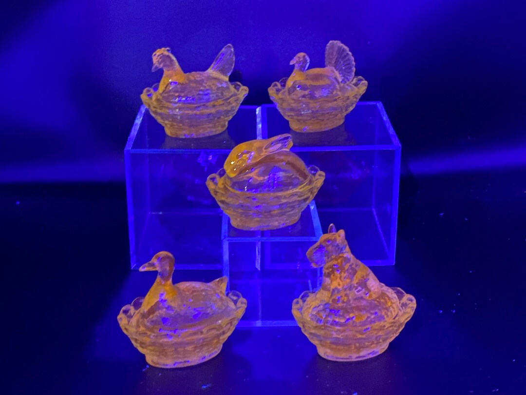 Green Vaseline Glass Animal Salt Cellars Orange Pink Glow (selenium ...