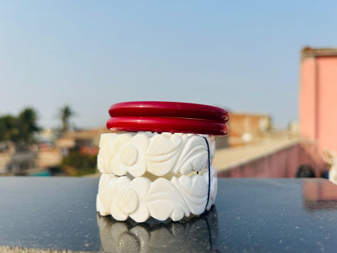 Bengali Shakha Pola Bangles | Conch Shell & Red Plastic, Set of 4 - Etsy