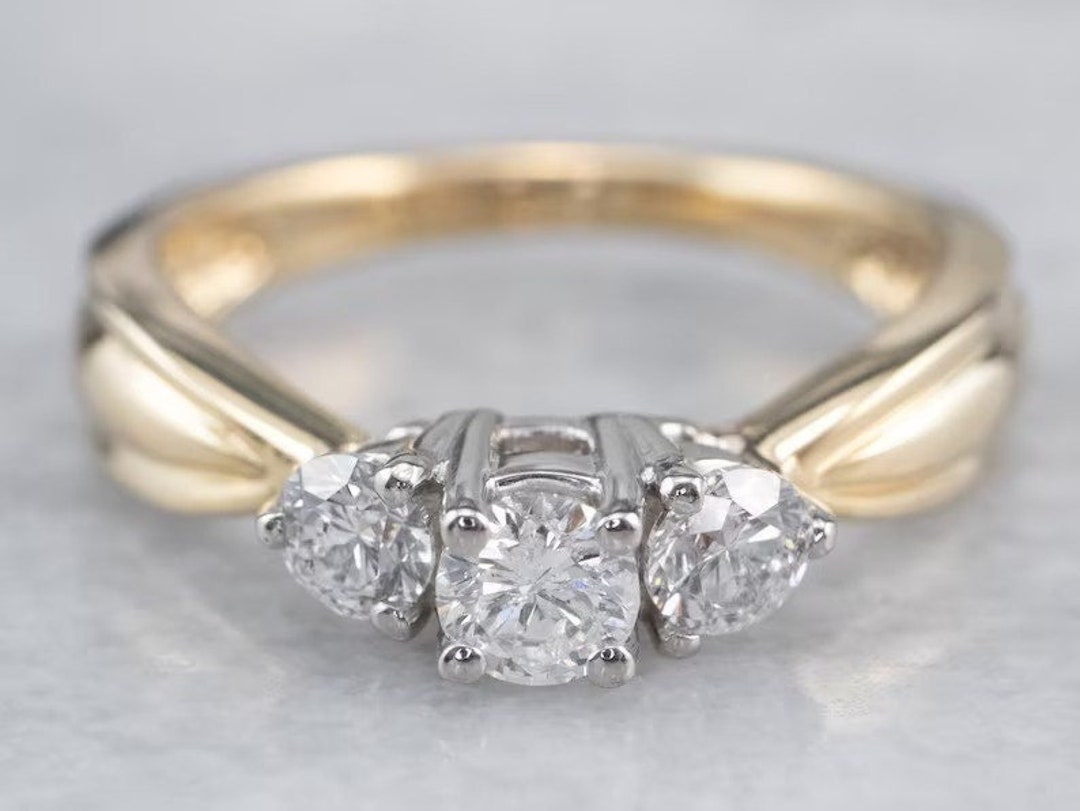 Excellent Cut Three Round Stone Wedding Ring in 925 Sterling Silver ...